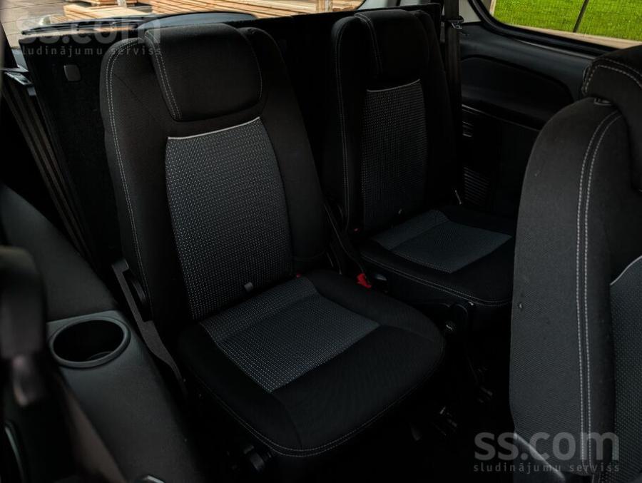 Pelēks Ford Galaxy 2011 Rīga, ar dzinēja tilpumu 2.00 L un nobraukumu 0 tūkst. km par 4990 €, foto 15 vietnē AUTOMOTO.COM.LV