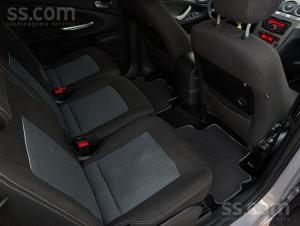 Pelēks Ford Galaxy 2011 Rīga, ar dzinēja tilpumu 2.00 L un nobraukumu 0 tūkst. km par 4990 €, foto 16 vietnē AUTOMOTO.COM.LV