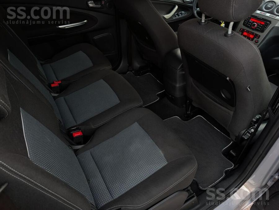 Pelēks Ford Galaxy 2011 Rīga, ar dzinēja tilpumu 2.00 L un nobraukumu 0 tūkst. km par 4990 €, foto 16 vietnē AUTOMOTO.COM.LV