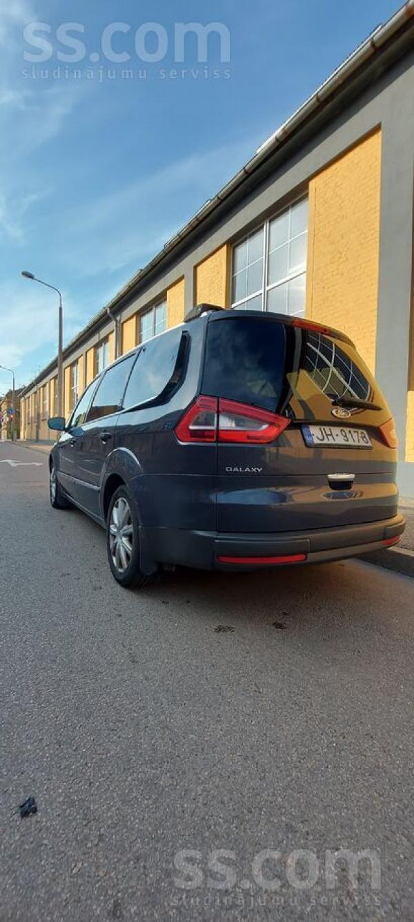 Grey Ford Galaxy 2011 in Riga, with an engine capacity of 2.00 L and mileage of 334 thousand km for 6000 €, photo 6 on AUTOMOTO.COM.LV