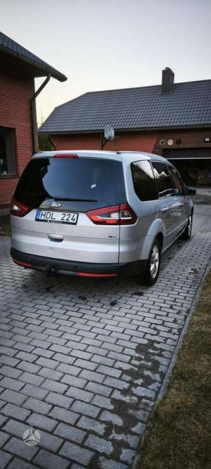 Pelēks Ford Galaxy 2011 Kauņa, ar dzinēja tilpumu 2.00 L un nobraukumu 429 tūkst. km par 3600 €, foto 4 vietnē AUTOMOTO.COM.LV