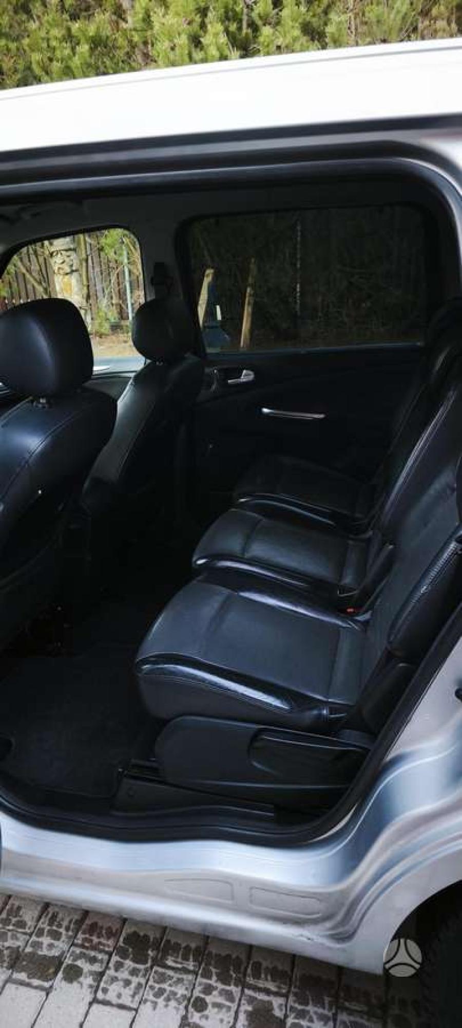 Pelēks Ford Galaxy 2011 Kauņa, ar dzinēja tilpumu 2.00 L un nobraukumu 429 tūkst. km par 3600 €, foto 7 vietnē AUTOMOTO.COM.LV