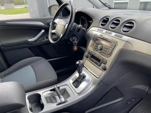 Pelēks Ford Galaxy 2011 Rīga, ar dzinēja tilpumu 2.00 L un nobraukumu 275 tūkst. km par 5250 €, foto 6 vietnē AUTOMOTO.COM.LV