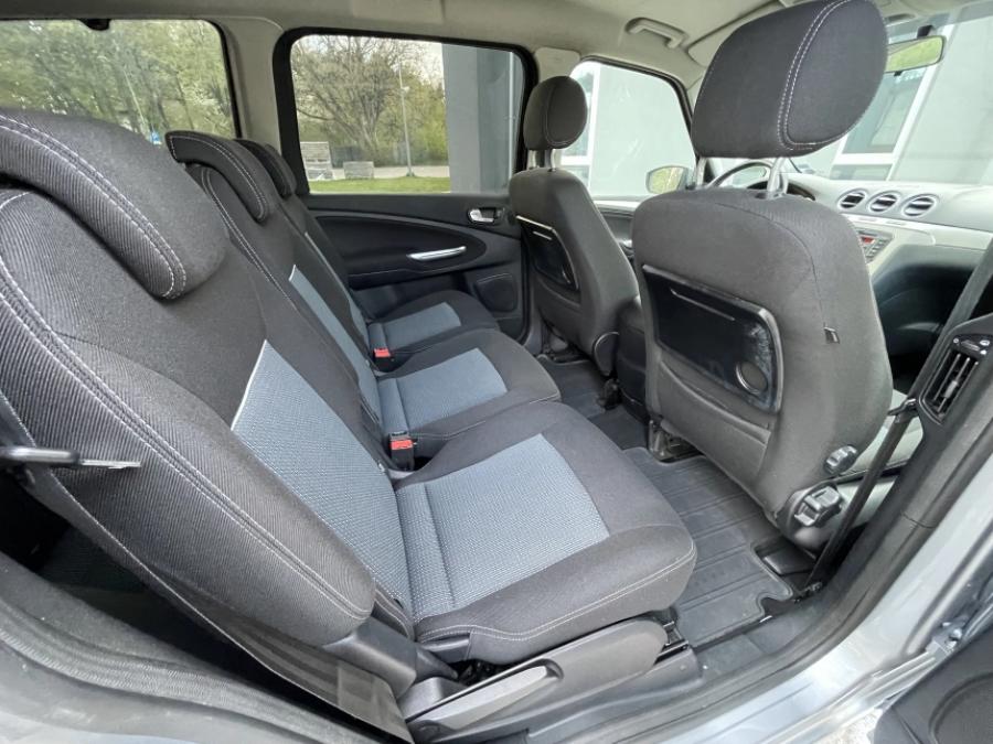 Pelēks Ford Galaxy 2011 Rīga, ar dzinēja tilpumu 2.00 L un nobraukumu 275 tūkst. km par 5250 €, foto 35 vietnē AUTOMOTO.COM.LV
