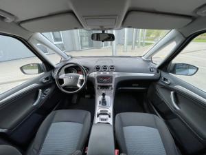 Pelēks Ford Galaxy 2011 Rīga, ar dzinēja tilpumu 2.00 L un nobraukumu 275 tūkst. km par 5250 €, foto 36 vietnē AUTOMOTO.COM.LV