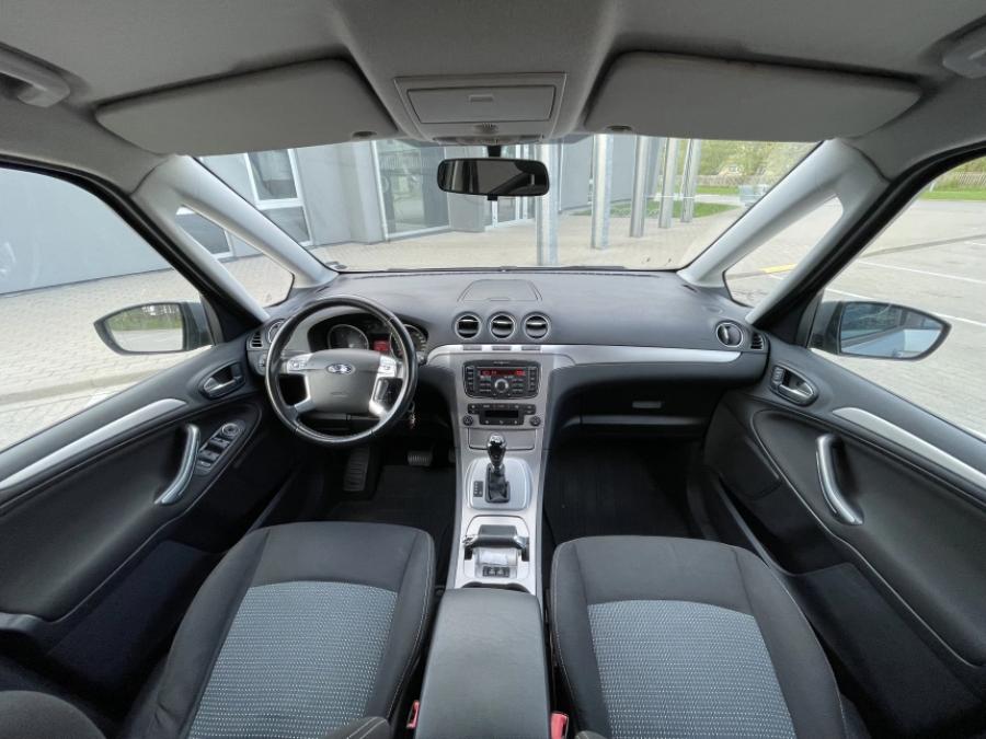 Pelēks Ford Galaxy 2011 Rīga, ar dzinēja tilpumu 2.00 L un nobraukumu 275 tūkst. km par 5250 €, foto 36 vietnē AUTOMOTO.COM.LV