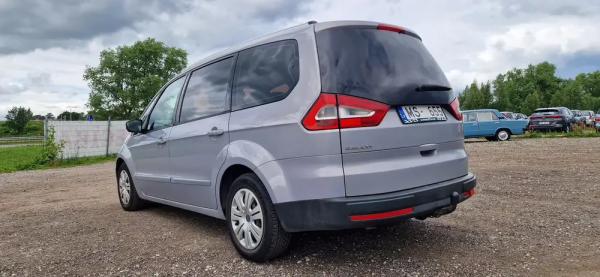 Grey Ford Galaxy 2011 in Daugavpils, with an engine capacity of 2.00 L and mileage of 327 thousand km for 4350 €, photo 3 on AUTOMOTO.COM.LV