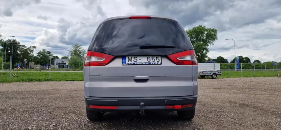 Grey Ford Galaxy 2011 in Daugavpils, with an engine capacity of 2.00 L and mileage of 327 thousand km for 4350 €, photo 5 on AUTOMOTO.COM.LV