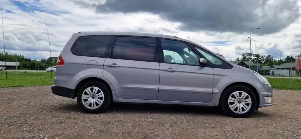 Grey Ford Galaxy 2011 in Daugavpils, with an engine capacity of 2.00 L and mileage of 327 thousand km for 4350 €, photo 6 on AUTOMOTO.COM.LV
