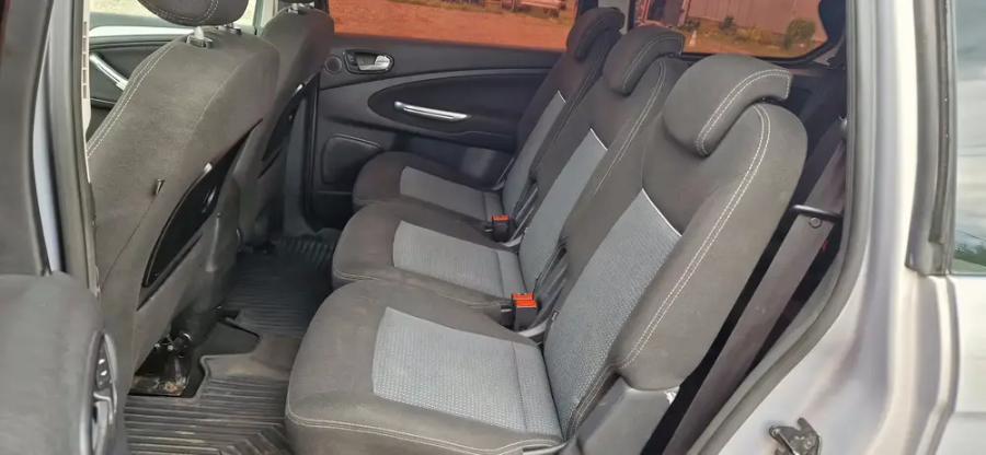 Grey Ford Galaxy 2011 in Daugavpils, with an engine capacity of 2.00 L and mileage of 327 thousand km for 4350 €, photo 20 on AUTOMOTO.COM.LV