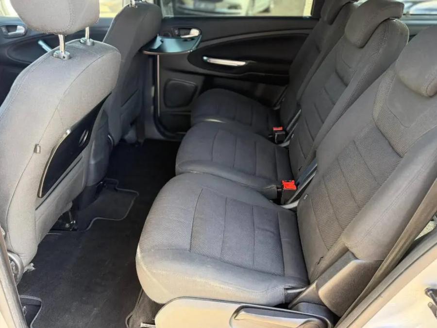 Grey Ford Galaxy 2011 in Riga, with an engine capacity of 2.00 L and mileage of 260 thousand km for 3990 €, photo 13 on AUTOMOTO.COM.LV