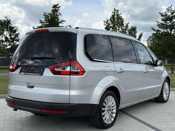 Grey Ford Galaxy 2011 in Siauliai, with an engine capacity of 2.00 L and mileage of 265 thousand km for 6950 €, photo 10 on AUTOMOTO.COM.LV