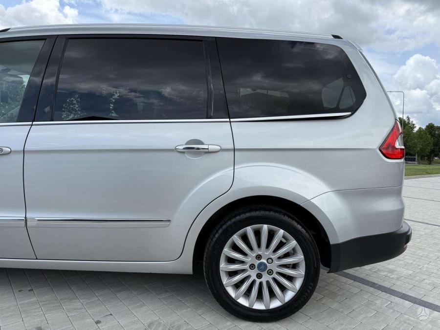 Pelēks Ford Galaxy 2011 Šauļi, ar dzinēja tilpumu 2.00 L un nobraukumu 265 tūkst. km par 6950 €, foto 15 vietnē AUTOMOTO.COM.LV