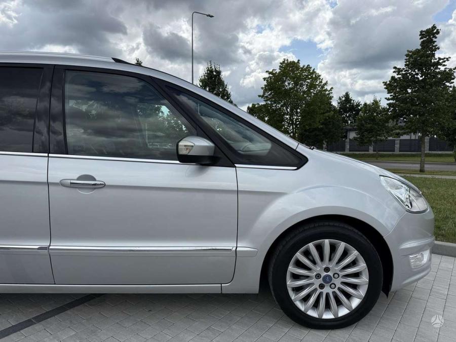 Pelēks Ford Galaxy 2011 Šauļi, ar dzinēja tilpumu 2.00 L un nobraukumu 265 tūkst. km par 6950 €, foto 17 vietnē AUTOMOTO.COM.LV