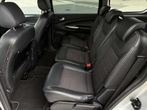 Pelēks Ford Galaxy 2011 Šauļi, ar dzinēja tilpumu 2.00 L un nobraukumu 265 tūkst. km par 6950 €, foto 23 vietnē AUTOMOTO.COM.LV