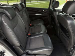 Pelēks Ford Galaxy 2011 Šauļi, ar dzinēja tilpumu 2.00 L un nobraukumu 265 tūkst. km par 6950 €, foto 24 vietnē AUTOMOTO.COM.LV