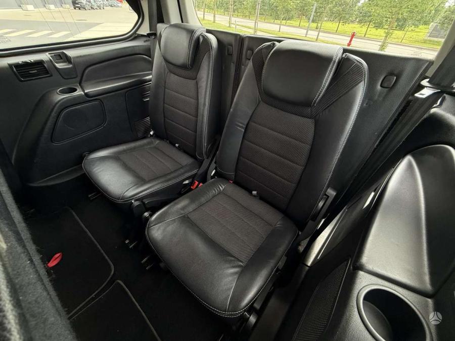 Pelēks Ford Galaxy 2011 Šauļi, ar dzinēja tilpumu 2.00 L un nobraukumu 265 tūkst. km par 6950 €, foto 27 vietnē AUTOMOTO.COM.LV