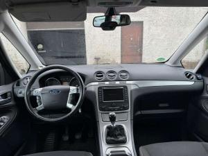 Grey Ford Galaxy 2011 in Jurbarkas, with an engine capacity of 1.56 L and mileage of 247 thousand km for 5450 €, photo 9 on AUTOMOTO.COM.LV