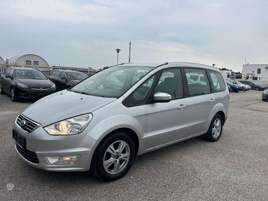 Pelēks Ford Galaxy 2011 Marijampole, ar dzinēja tilpumu 1.56 L un nobraukumu 275 tūkst. km par 4250 €, foto 1 vietnē AUTOMOTO.COM.LV