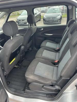 Pelēks Ford Galaxy 2011 Marijampole, ar dzinēja tilpumu 1.56 L un nobraukumu 275 tūkst. km par 4250 €, foto 15 vietnē AUTOMOTO.COM.LV