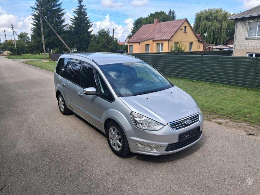 Grey Ford Galaxy 2011 in Marijampole, with an engine capacity of 2.00 L and mileage of 288 thousand km for 4950 €, photo 3 on AUTOMOTO.COM.LV