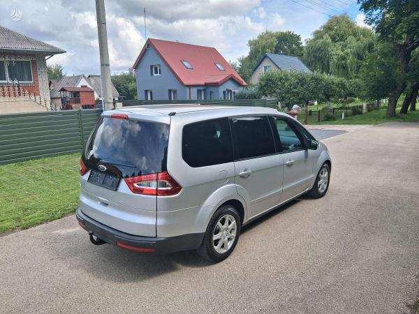 Grey Ford Galaxy 2011 in Marijampole, with an engine capacity of 2.00 L and mileage of 288 thousand km for 4950 €, photo 10 on AUTOMOTO.COM.LV