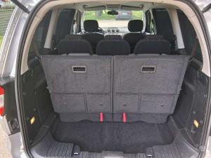Grey Ford Galaxy 2011 in Marijampole, with an engine capacity of 2.00 L and mileage of 288 thousand km for 4950 €, photo 19 on AUTOMOTO.COM.LV