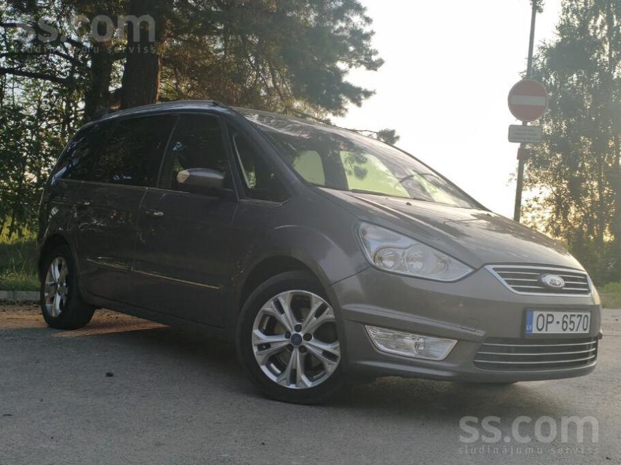 Pelēks Ford Galaxy 2011 Rīga, ar dzinēja tilpumu 2.00 L un nobraukumu 287 tūkst. km par 4599 €, foto 3 vietnē AUTOMOTO.COM.LV
