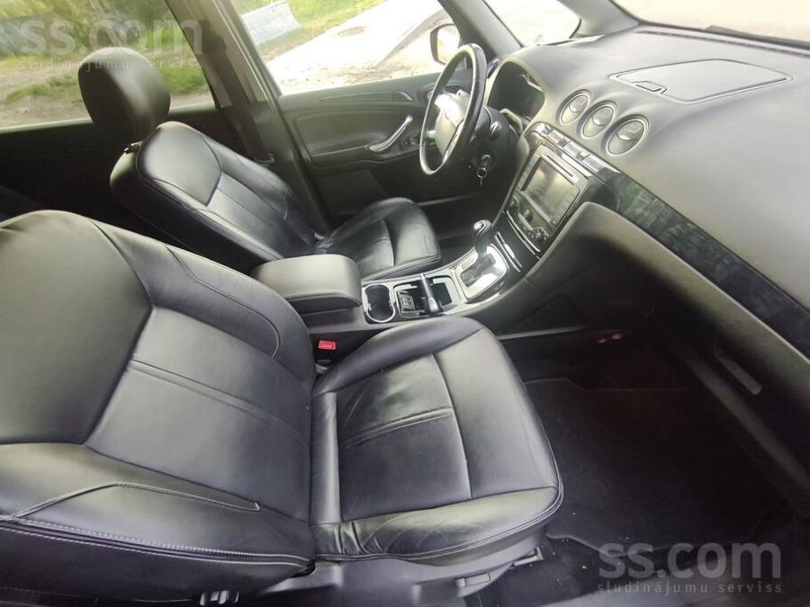 Pelēks Ford Galaxy 2011 Rīga, ar dzinēja tilpumu 2.00 L un nobraukumu 287 tūkst. km par 4599 €, foto 13 vietnē AUTOMOTO.COM.LV
