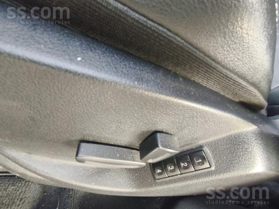 Pelēks Ford Galaxy 2011 Rīga, ar dzinēja tilpumu 2.00 L un nobraukumu 287 tūkst. km par 4599 €, foto 14 vietnē AUTOMOTO.COM.LV