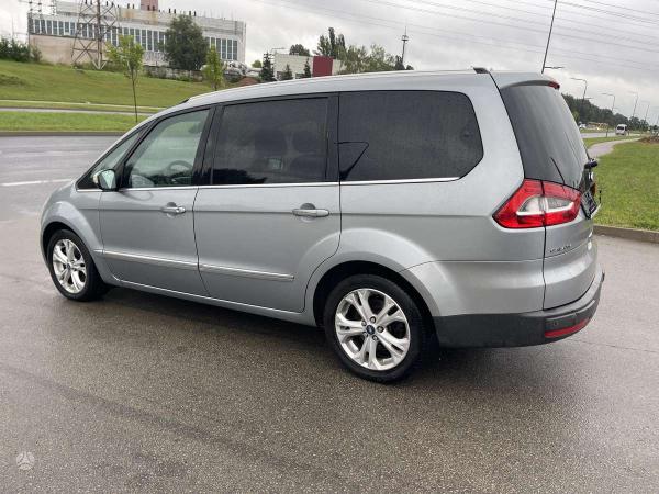 Pelēks Ford Galaxy 2011 Kauņa, ar dzinēja tilpumu 2.00 L un nobraukumu 290 tūkst. km par 4350 €, foto 10 vietnē AUTOMOTO.COM.LV