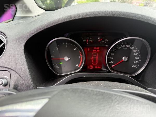 Grey Ford Galaxy 2011 in Riga, with an engine capacity of 2.00 L and mileage of 0 thousand km for 3300 €, photo 4 on AUTOMOTO.COM.LV