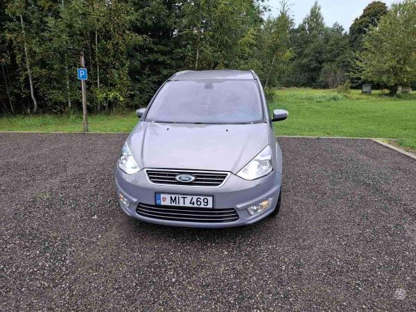 Ford Galaxy 2011 Kuršėnai vietnē Pelēks Ford Galaxy 2011 Kuršėnai, ar dzinēja tilpumu 1.60 L un nobraukumu 185 tūkst. km par 7500 €, foto 1 vietnē AUTOMOTO.COM.LV