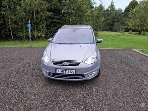 Pelēks Ford Galaxy 2011 Kuršėnai, ar dzinēja tilpumu 1.60 L un nobraukumu 185 tūkst. km par 7500 €, foto  vietnē AUTOMOTO.COM.LV