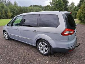 Pelēks Ford Galaxy 2011 Kuršėnai, ar dzinēja tilpumu 1.60 L un nobraukumu 185 tūkst. km par 7500 €, foto 6 vietnē AUTOMOTO.COM.LV