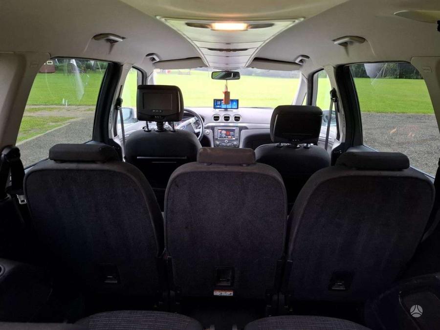 Pelēks Ford Galaxy 2011 Kuršėnai, ar dzinēja tilpumu 1.60 L un nobraukumu 185 tūkst. km par 7500 €, foto 11 vietnē AUTOMOTO.COM.LV