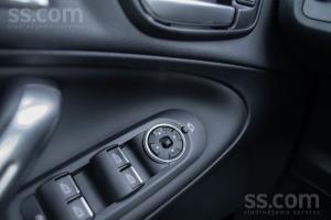 Pelēks Ford Galaxy 2011 Tukums, ar dzinēja tilpumu 2.20 L un nobraukumu 289 tūkst. km par 7790 €, foto 33 vietnē AUTOMOTO.COM.LV