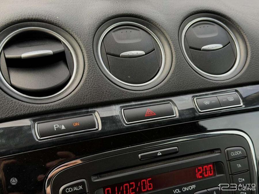 Pelēks Ford Galaxy 2011 Tauragė, ar dzinēja tilpumu 2.00 L un nobraukumu 257 tūkst. km par 5600 €, foto 19 vietnē AUTOMOTO.COM.LV