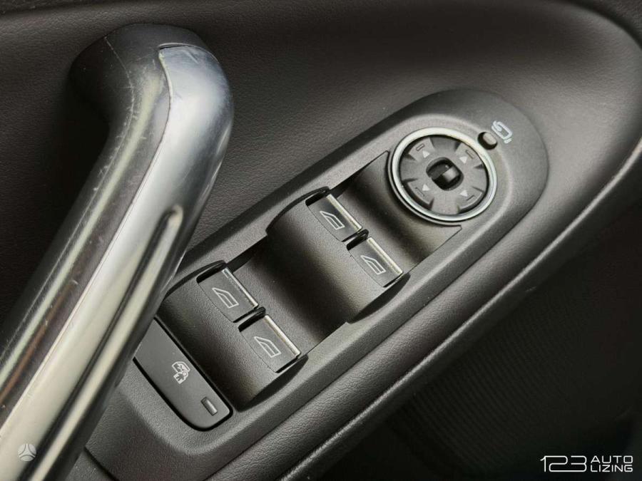 Pelēks Ford Galaxy 2011 Tauragė, ar dzinēja tilpumu 2.00 L un nobraukumu 257 tūkst. km par 5600 €, foto 21 vietnē AUTOMOTO.COM.LV