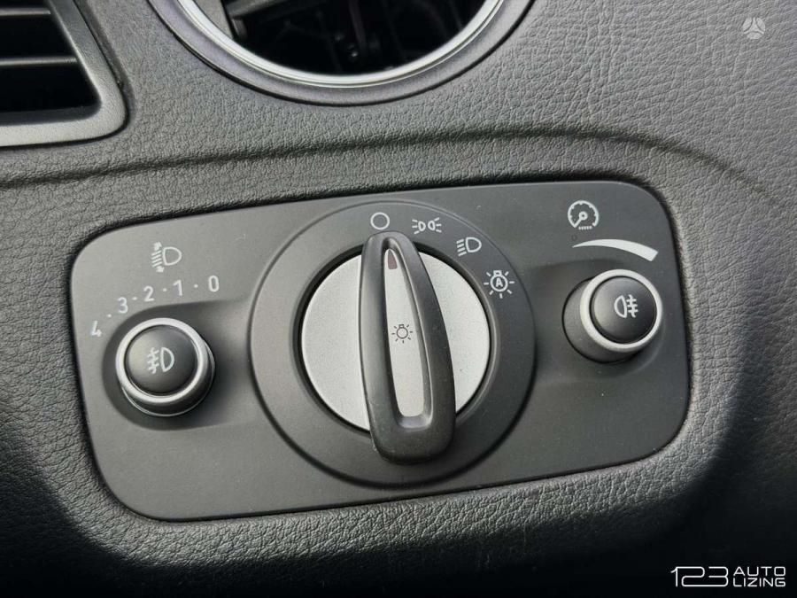 Pelēks Ford Galaxy 2011 Tauragė, ar dzinēja tilpumu 2.00 L un nobraukumu 257 tūkst. km par 5600 €, foto 22 vietnē AUTOMOTO.COM.LV