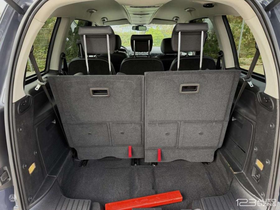 Pelēks Ford Galaxy 2011 Tauragė, ar dzinēja tilpumu 2.00 L un nobraukumu 257 tūkst. km par 5600 €, foto 23 vietnē AUTOMOTO.COM.LV