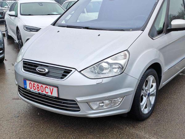 Grey Ford Galaxy 2012 in Klaipeda, with an engine capacity of 2.18 L and mileage of 289 thousand km for 5999 €, photo 3 on AUTOMOTO.COM.LV
