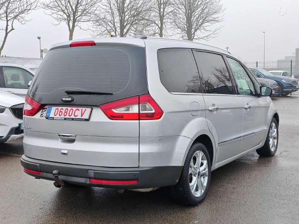 Grey Ford Galaxy 2012 in Klaipeda, with an engine capacity of 2.18 L and mileage of 289 thousand km for 5999 €, photo 6 on AUTOMOTO.COM.LV