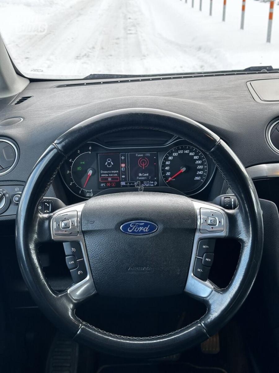 Pelēks Ford Galaxy 2012 Viļņa, ar dzinēja tilpumu 2.00 L un nobraukumu 248 tūkst. km par 5800 €, foto 21 vietnē AUTOMOTO.COM.LV
