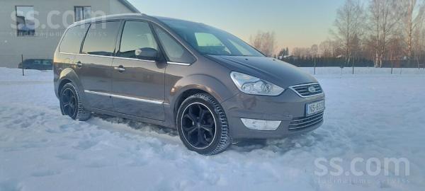 Grey Ford Galaxy 2012 in Jelgava, with an engine capacity of 2.00 L and mileage of 289 thousand km for 5700 €, photo 1 on AUTOMOTO.COM.LV