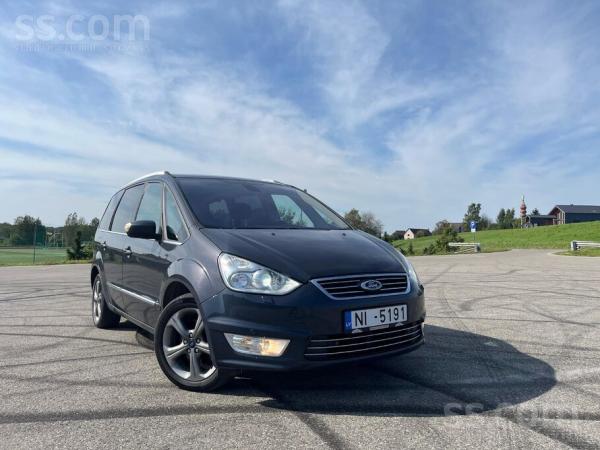 Pelēks Ford Galaxy 2012 Valmiera, ar dzinēja tilpumu 2.00 L un nobraukumu 31 tūkst. km par 4100 €, foto 2 vietnē AUTOMOTO.COM.LV