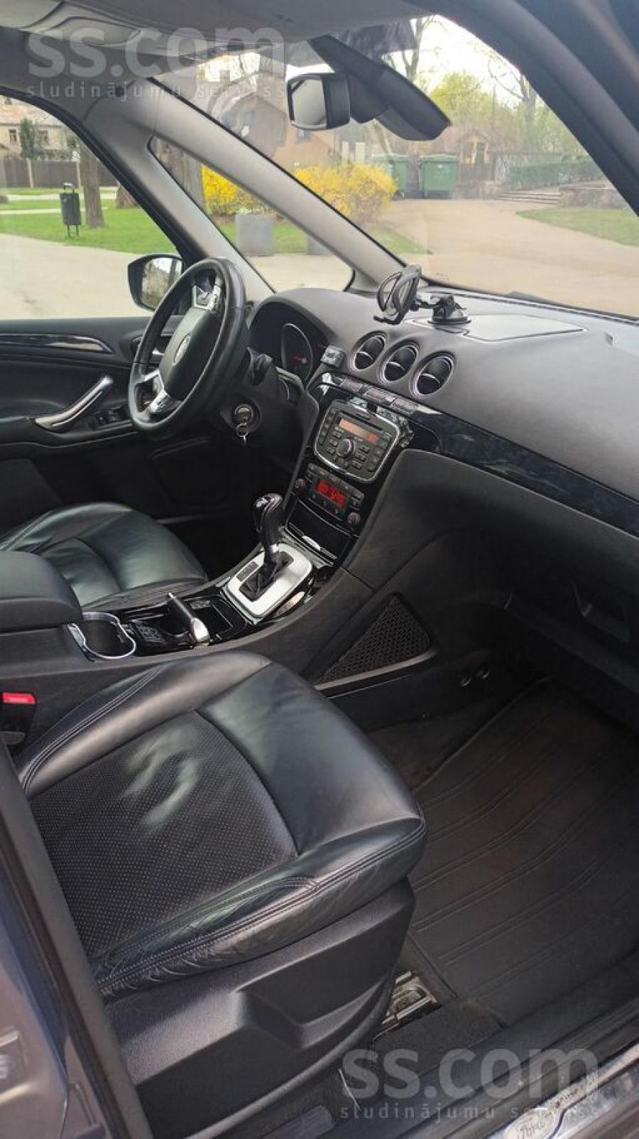 Grey Ford Galaxy 2012 in Riga, with an engine capacity of 2.00 L and mileage of 198 thousand km for 5450 €, photo 6 on AUTOMOTO.COM.LV