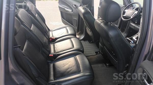 Grey Ford Galaxy 2012 in Riga, with an engine capacity of 2.00 L and mileage of 198 thousand km for 5450 €, photo 8 on AUTOMOTO.COM.LV