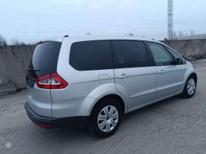 Pelēks Ford Galaxy 2013 Panevēža, ar dzinēja tilpumu 2.00 L un nobraukumu 274 tūkst. km par 4800 €, foto 3 vietnē AUTOMOTO.COM.LV