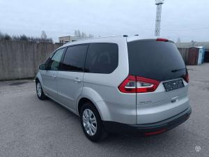 Pelēks Ford Galaxy 2013 Panevēža, ar dzinēja tilpumu 2.00 L un nobraukumu 274 tūkst. km par 4800 €, foto 7 vietnē AUTOMOTO.COM.LV